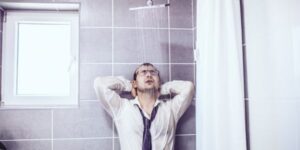 How Cold Showers Reduce Stress and Strengthen Your Mind | Pep Talk Radio